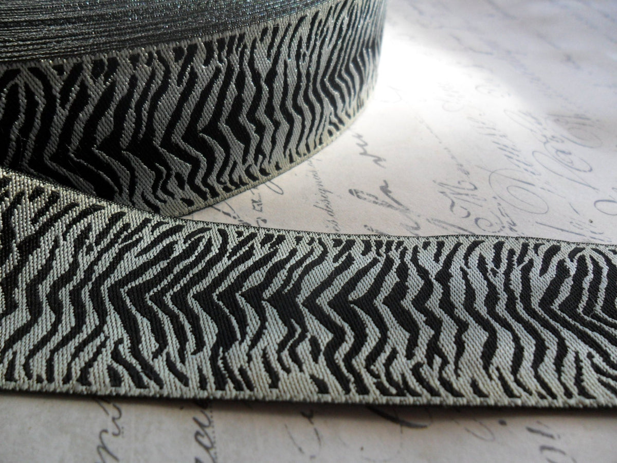 Black and White Tiger Stripe Woven 1 1/4 inch Ribbon – The Tin Tiara